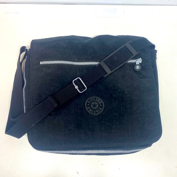 Kipling | Bags | Kipling Expandable Black Messenger Bag | Poshmark